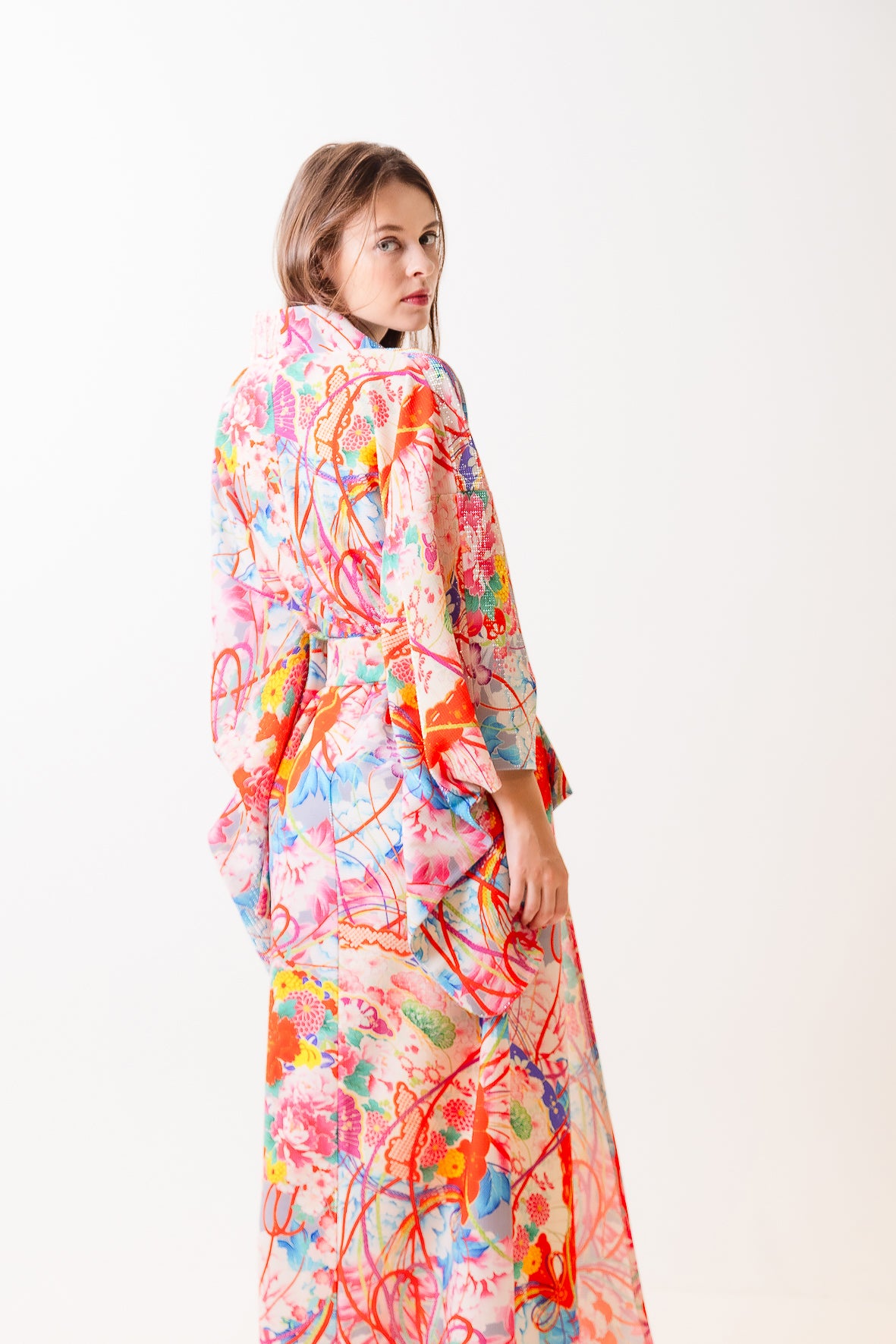 Shiny Kimono Robe – SAIKAI